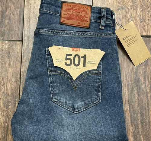 Джинсы slim levis