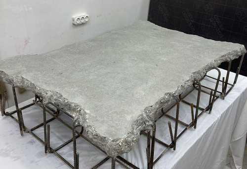 Дурнальный стол лофт из натурального бетона