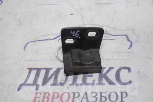 Накладка (кузов наружные) VW Touareg 2002-2010