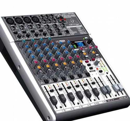 Микшерный пульт Behringer X1204USB