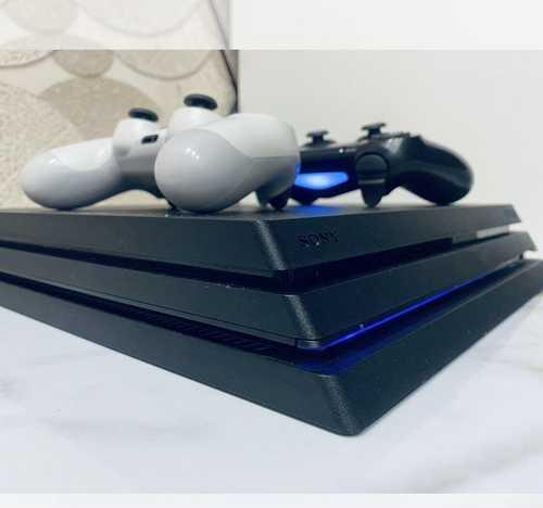 Sony playstation 4 pro 1tb