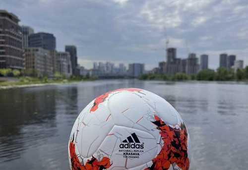Футбольный мяч adidas top training