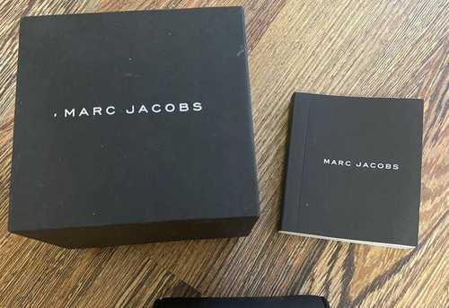Коробка под часы marc jacobs