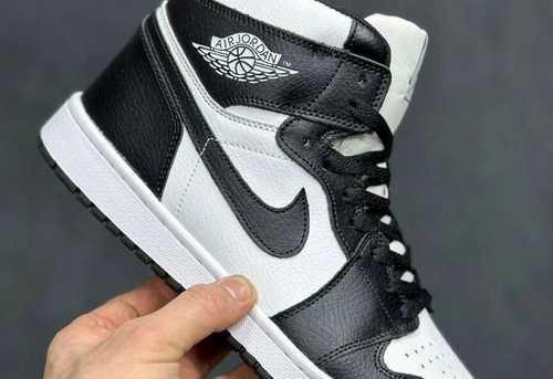 Зимние кроссовки Nike Air Jordan 1