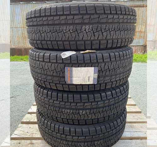 Pirelli Formula Ice FR 205/65 R16 99T