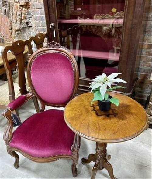Антикварные кресла 19-го века