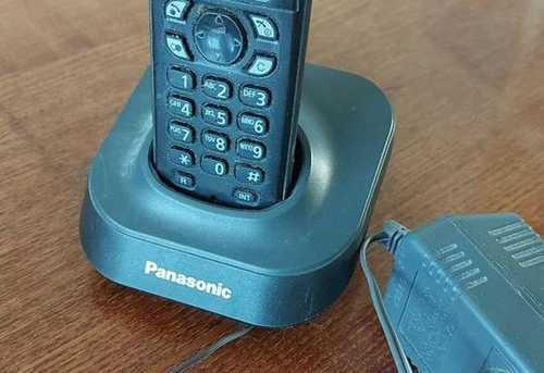 Телефон Panasonic трубка база зарядкп