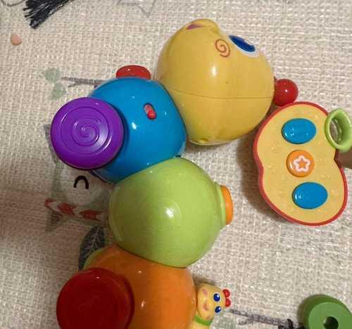 Гусеница baby go fisher price бибель
