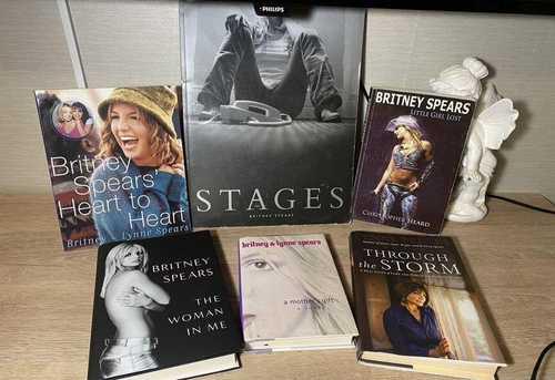 Коллекция книг Бритни Спирс