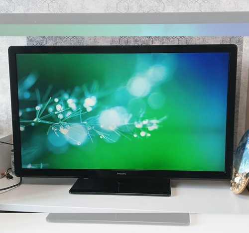 Телевизор Philips 42PFL3007H/60