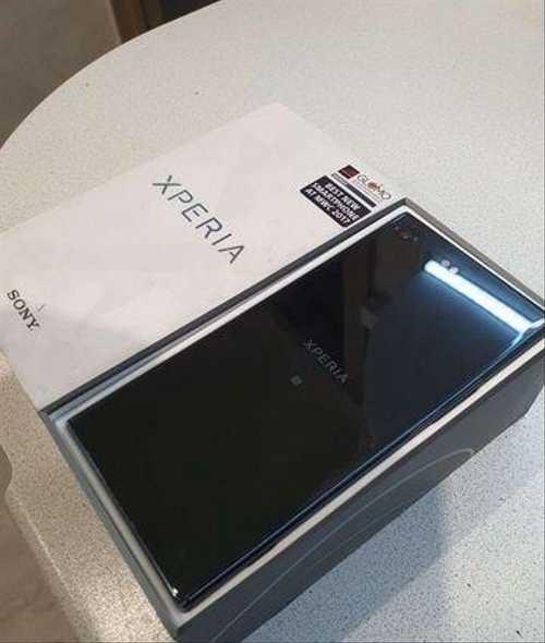 Смартфон Sony Xperia XZ Premium Dual