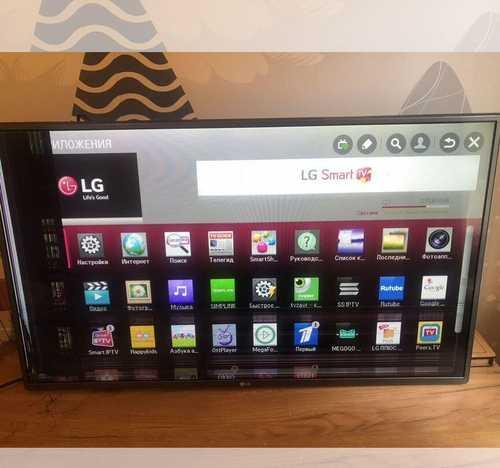 Телевизор lg 42 SMART tv