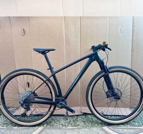 Scott Scale 930 Carbon/FOX (2022)