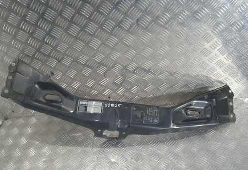 Планка под капот 1400501A Mercedes S W140/C140 (91