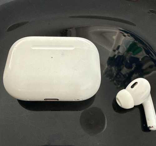 Наушник AirPods Pro 2, кейс A2698