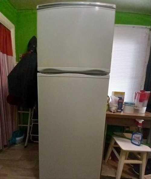 Продам холодильник Атлант mxm-2835-90