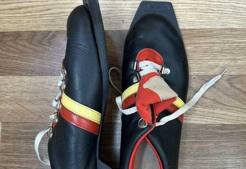 Лыжные ботинки классические СССР