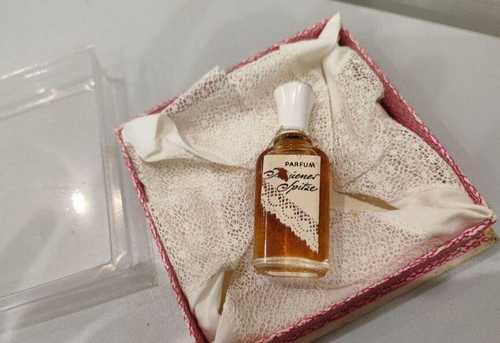 Духи и платочек Plauener Spitze parfum