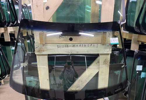 Лобовое стекло Suzuki Liana