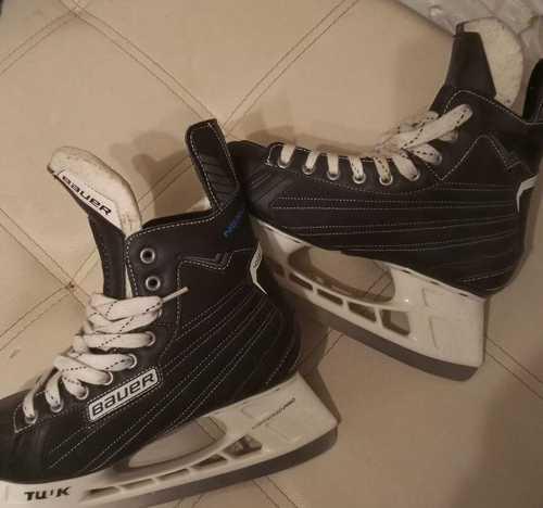 Коньки хоккейные Bauer Nexus 4000