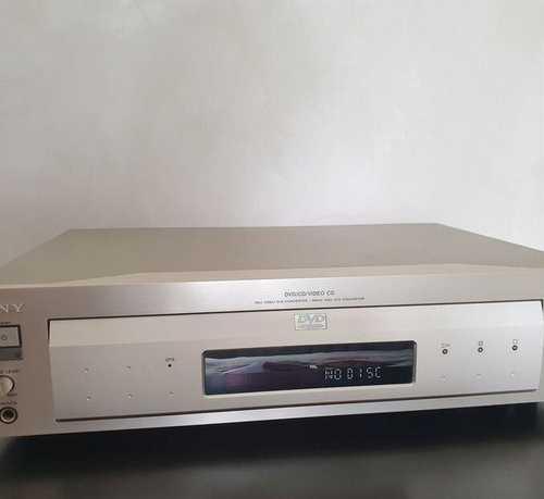 Плеер CD-DVD Sony DVP S7700