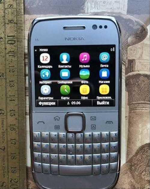 Телефон Nokia E6-00