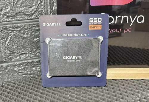 SSD накопитель gigabyte 240Gb