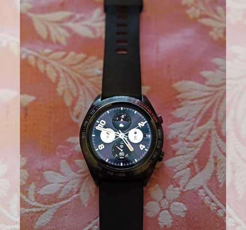 Часы Honor Magic Watch