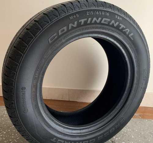 Continental ContiCrossContact AT 215/65 R16