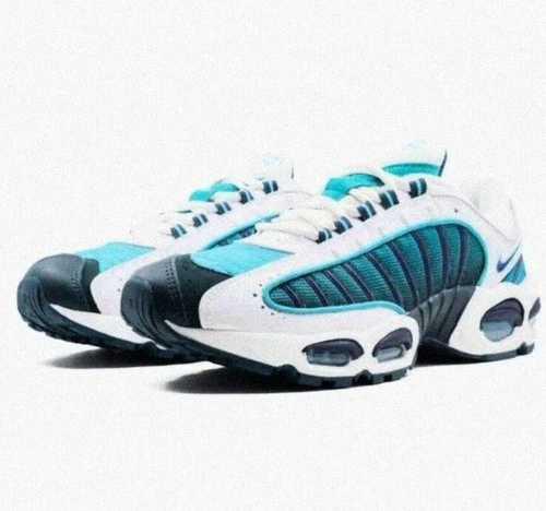 Кроссовки Nike Air Max Tailwind 4