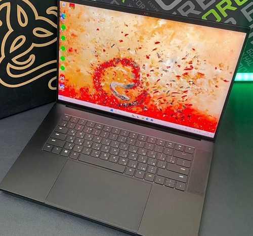 Razer Blade 16 Miniled 4k 120Hz/RTX4090/240Hz/64/2