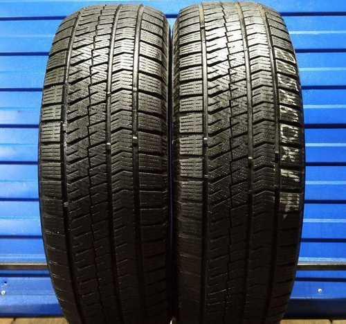 Bridgestone Blizzak VRX2 225/60 R17 99R