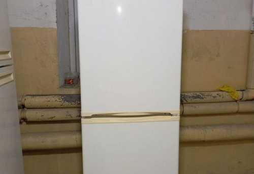 Холодильник Двухкамерный Стинол (no frost)