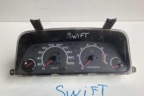 Щиток приборов (приборная панель) Suzuki Swift