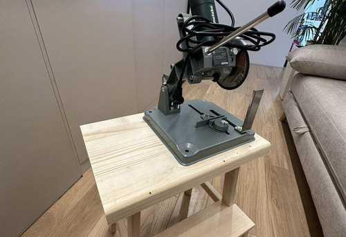 Угловая шлифмашина Metabo w 650-125 со стойкой