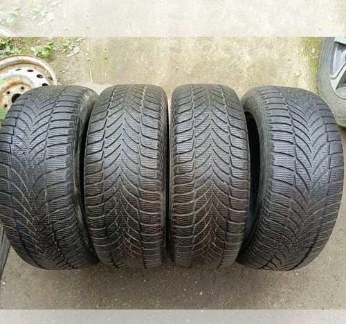 Goodyear UltraGrip Ice 2 205/55 R16