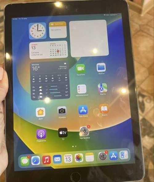 iPad pro 9.7 wi-fi cellular 128 gb space gray