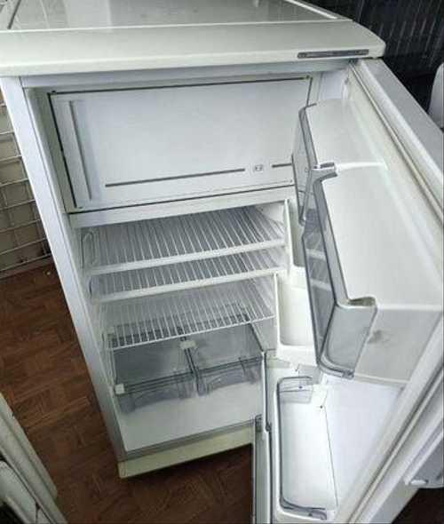 Холодильник бу маленький однокамерный
