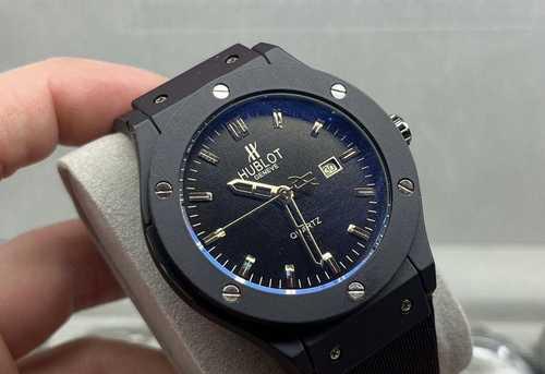 Часы наручные Hublot на каучуковом ремешке