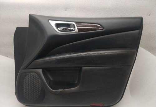 Обшивка двери передняя правая Nissan Pathfinder