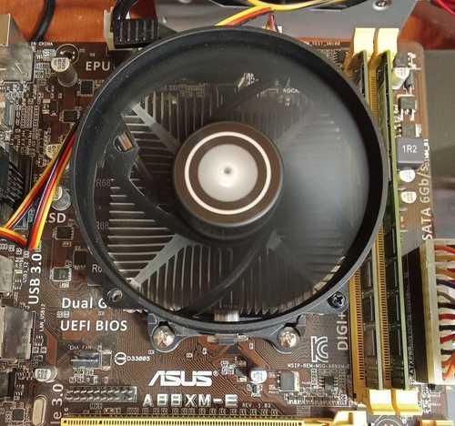 Материнская плата Socket FM2  asus A88XM-E DDR3  