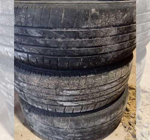 Bridgestone Dueler H/T D684 215/65 R16 98H