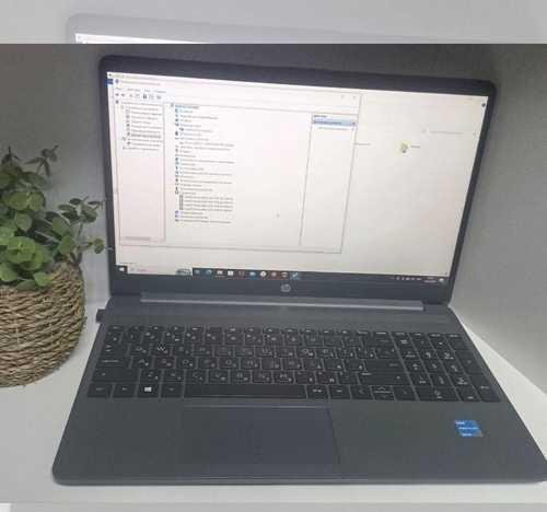 Ноутбук HP Laptop 15s-fq2004ur