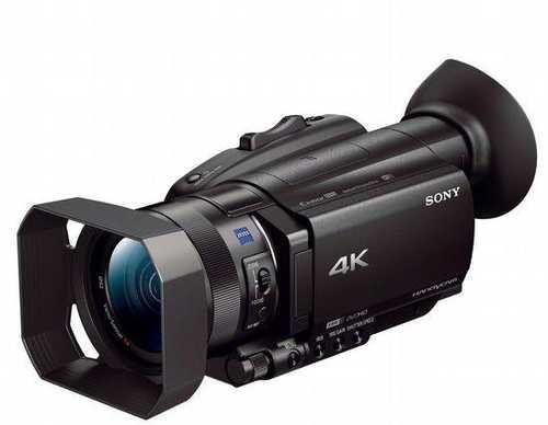 Видеокамера Sony FDR-AX700