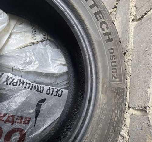 Doublestar DSU02 225/55 R17 97V