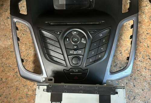Штатная магнитола на Ford Focus 3 (2013 год)