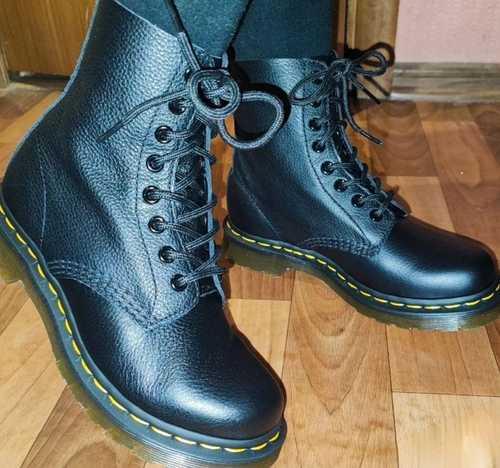 Ботинки Dr. Martens 1460 Pascal Black Virginia