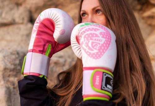 Боксерские перчатки женские 10 oz