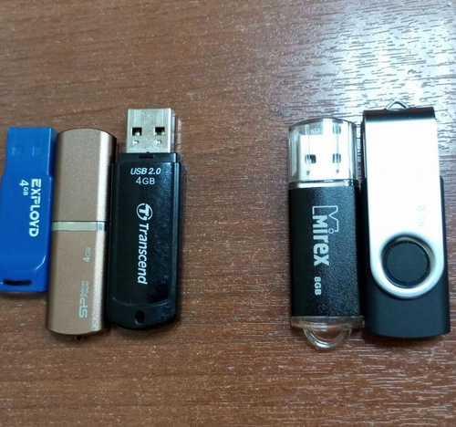 Usb флешки на 4 и 8 гб. 5 шт