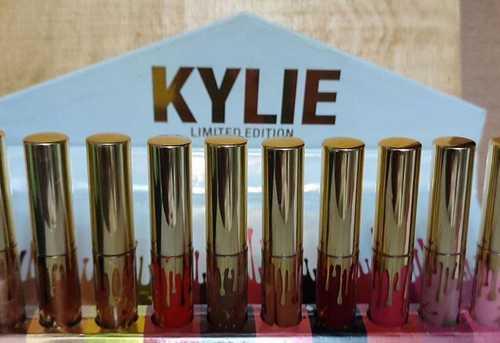 Блеск для губ Kylie